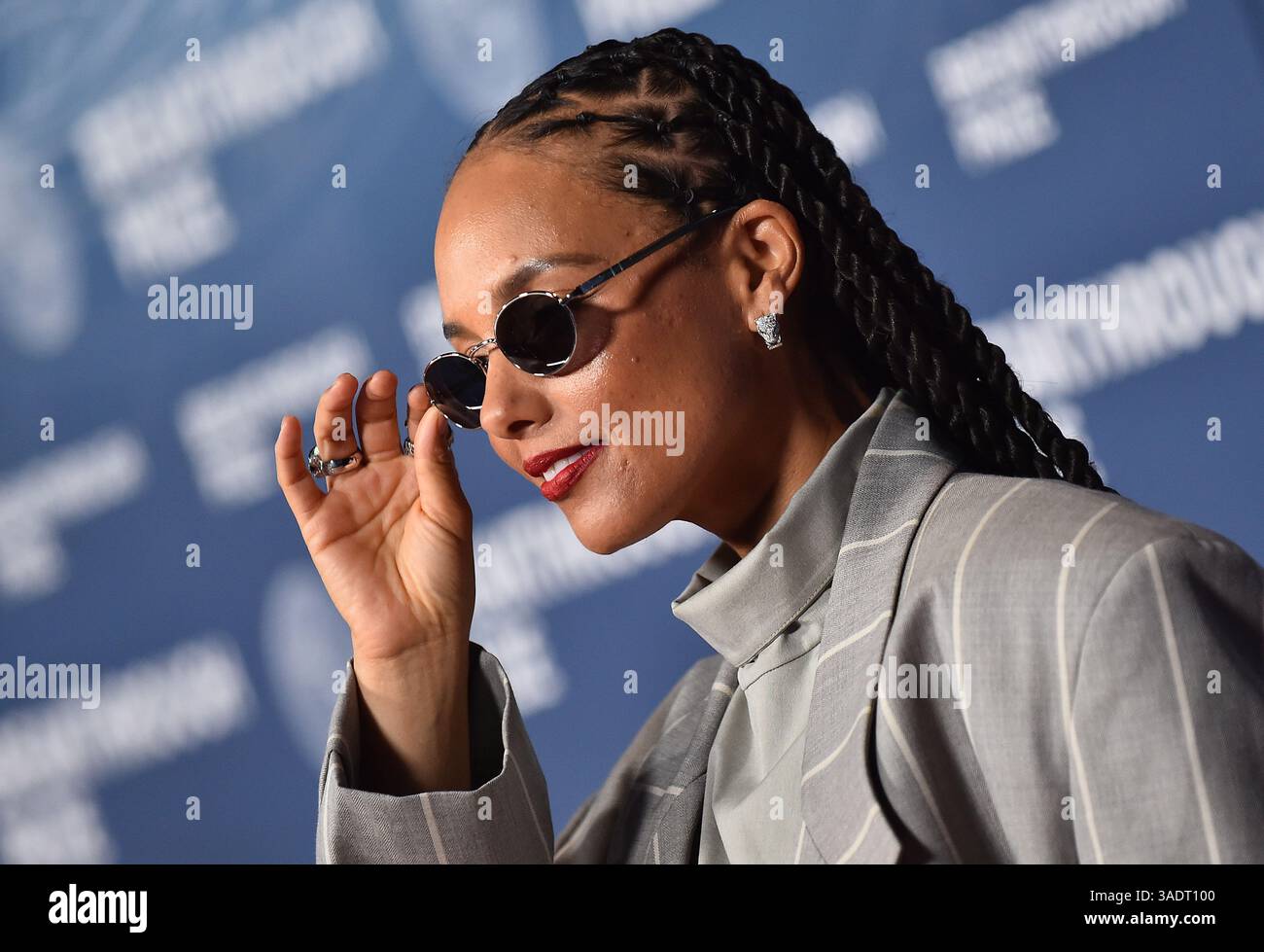 Alicia Keys arriving to the 11th Breakthrough Prize Ceremony held at ...