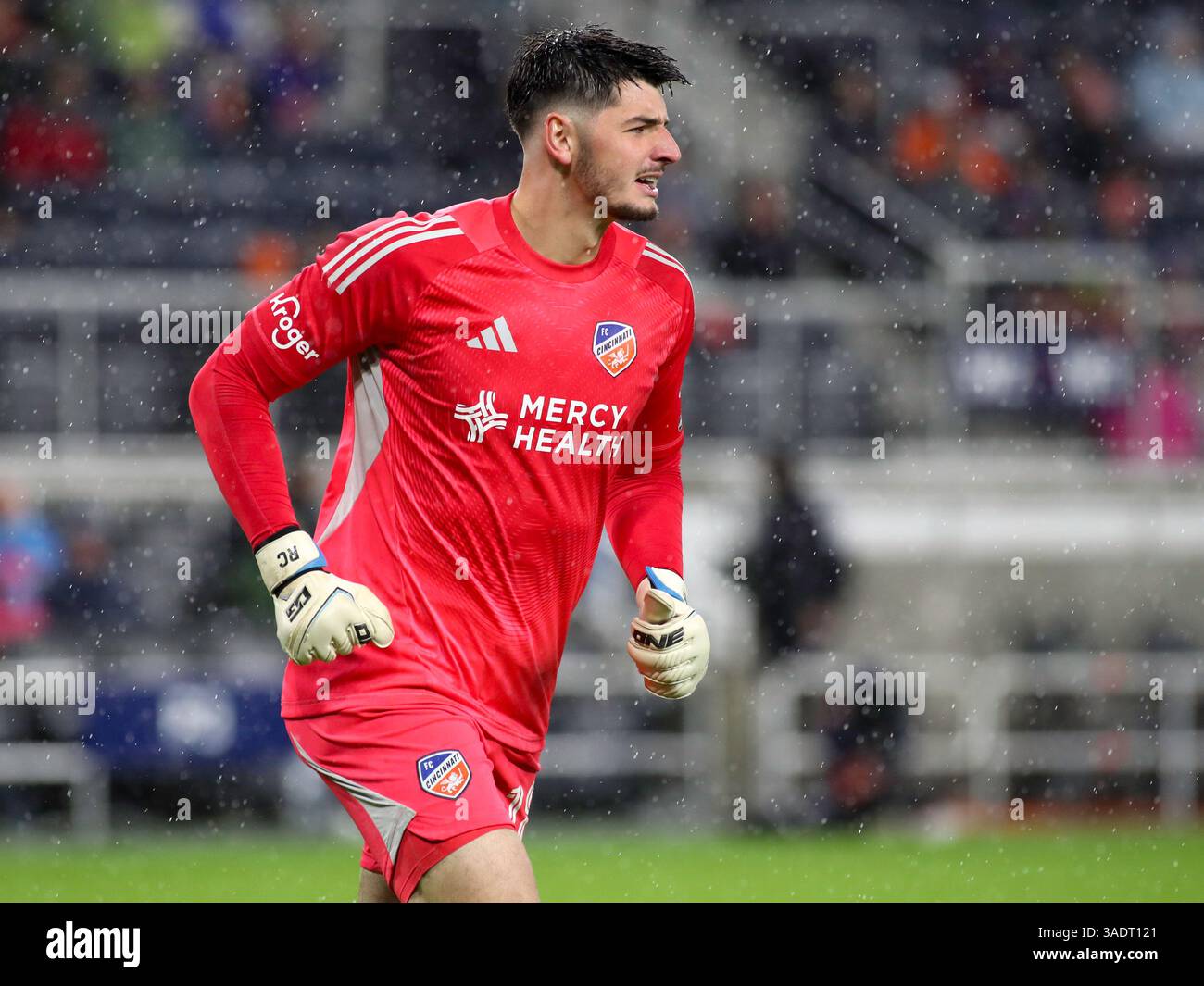 Cincinnati, Ohio, USA. 5th Apr, 2025. FC Cincinnati keeper Roman ...