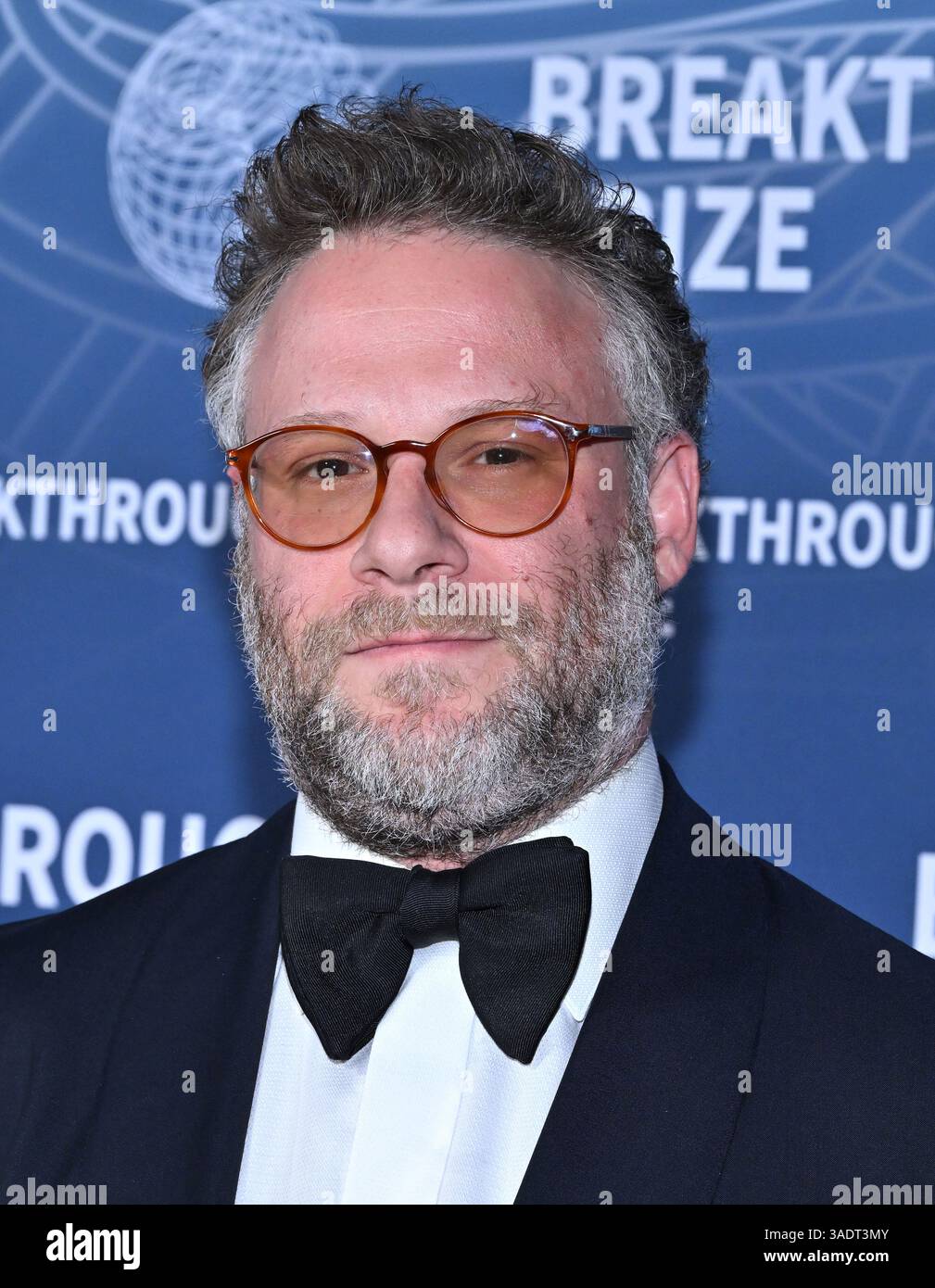 Santa Monica, USA. 05th Apr, 2025. Seth Rogan arriving at the 11th ...