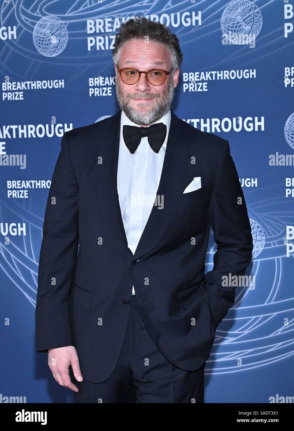 Santa Monica, USA. 05th Apr, 2025. Seth Rogan arriving at the 11th ...