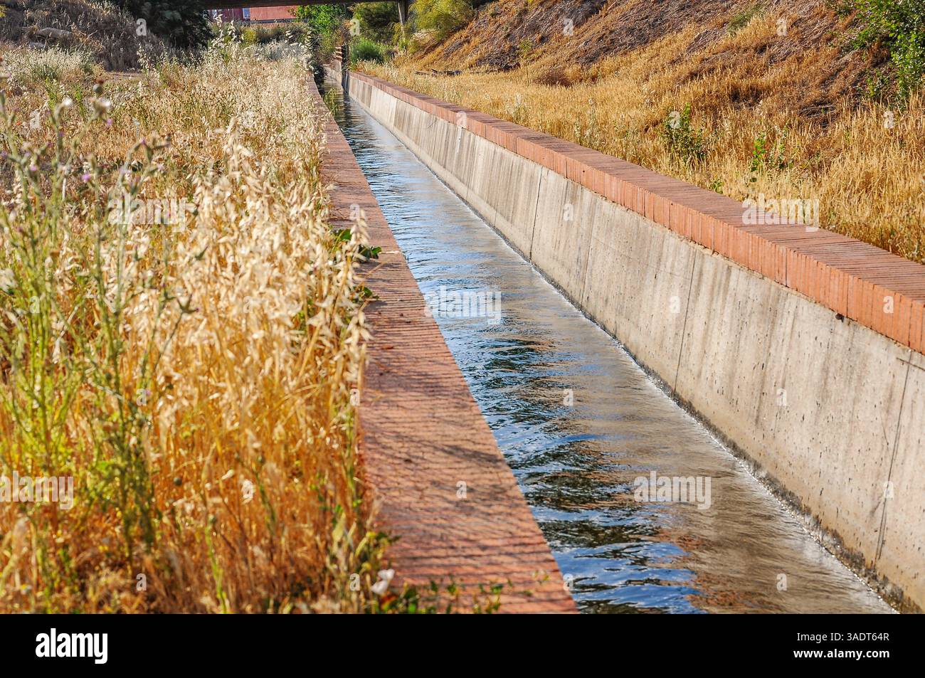 Timeless Engineering: The Majestic Aqueduct of the Azuda de la Montaña ...