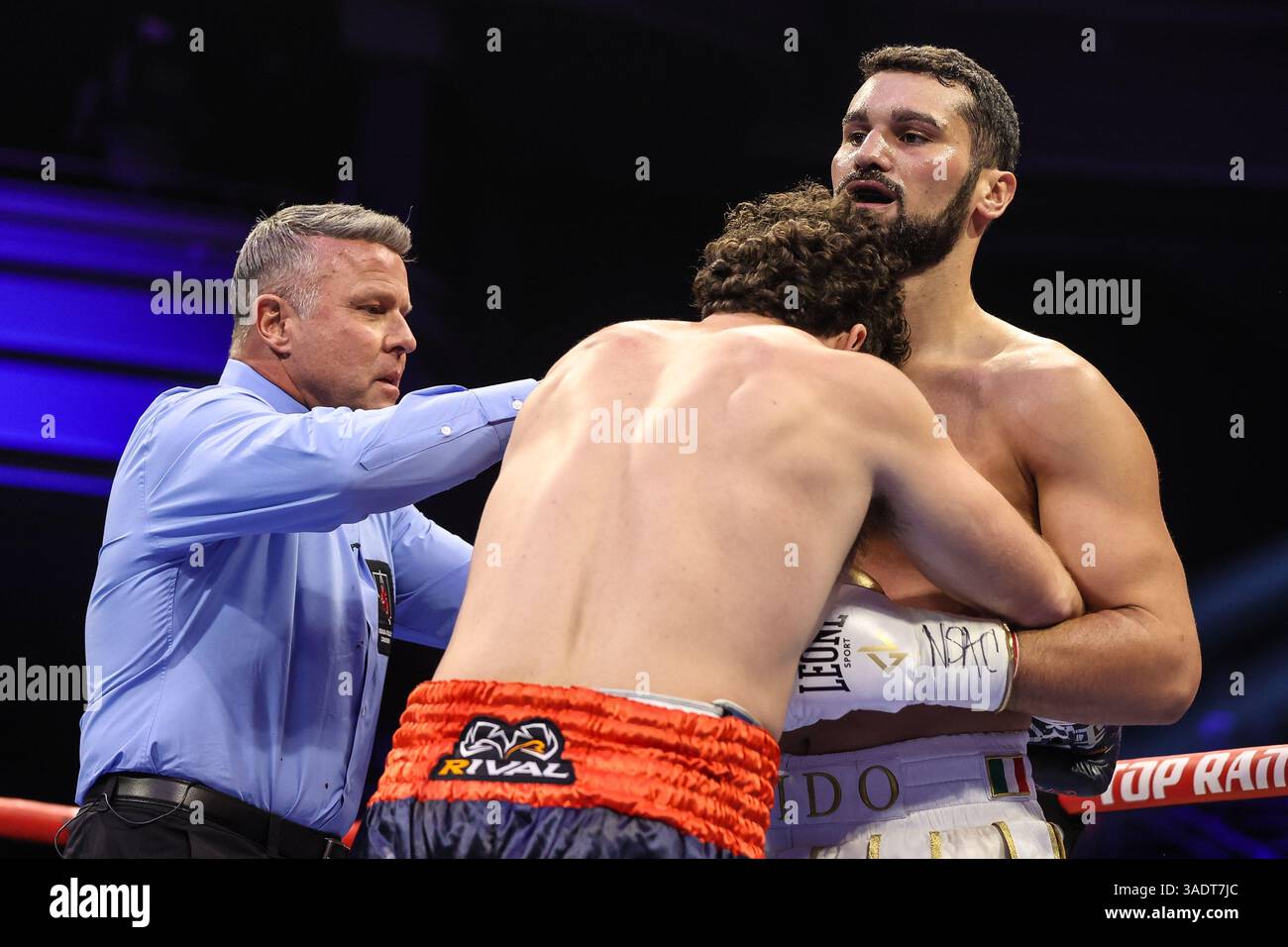 Las Vegas, USA.April 5, 2025: (L-R)Heavyweight Richard Torrez Jr. and ...