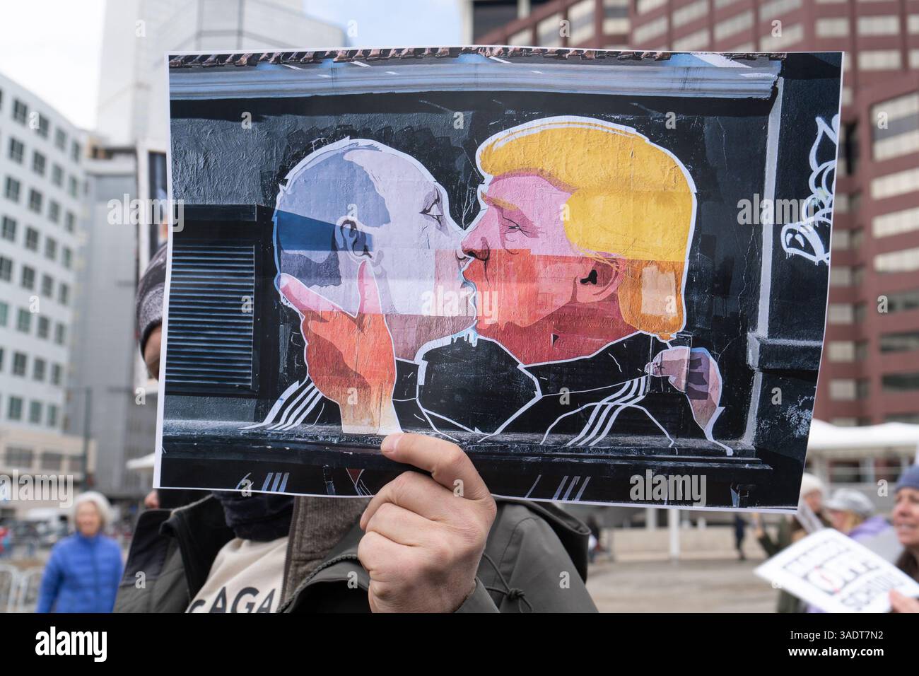 Trump putin kissing hi-res stock photography and images - Alamy