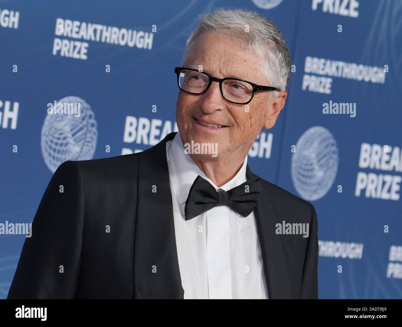 Bill Gates arrives at the 11th Breakthrough Prize Ceremony held at the ...