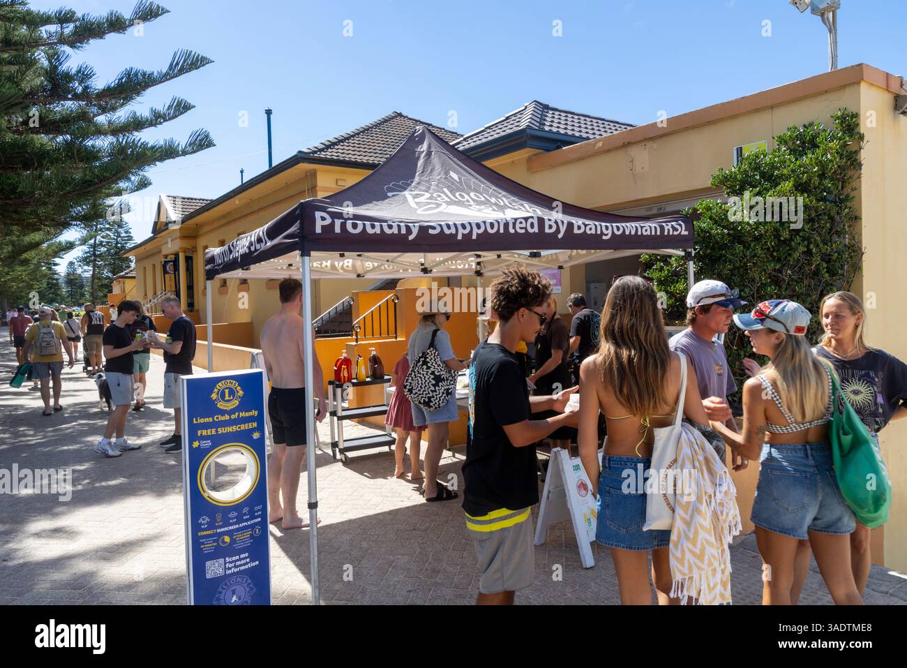 North Steyne Surf life saving club on Manly beach Sydney with food ...