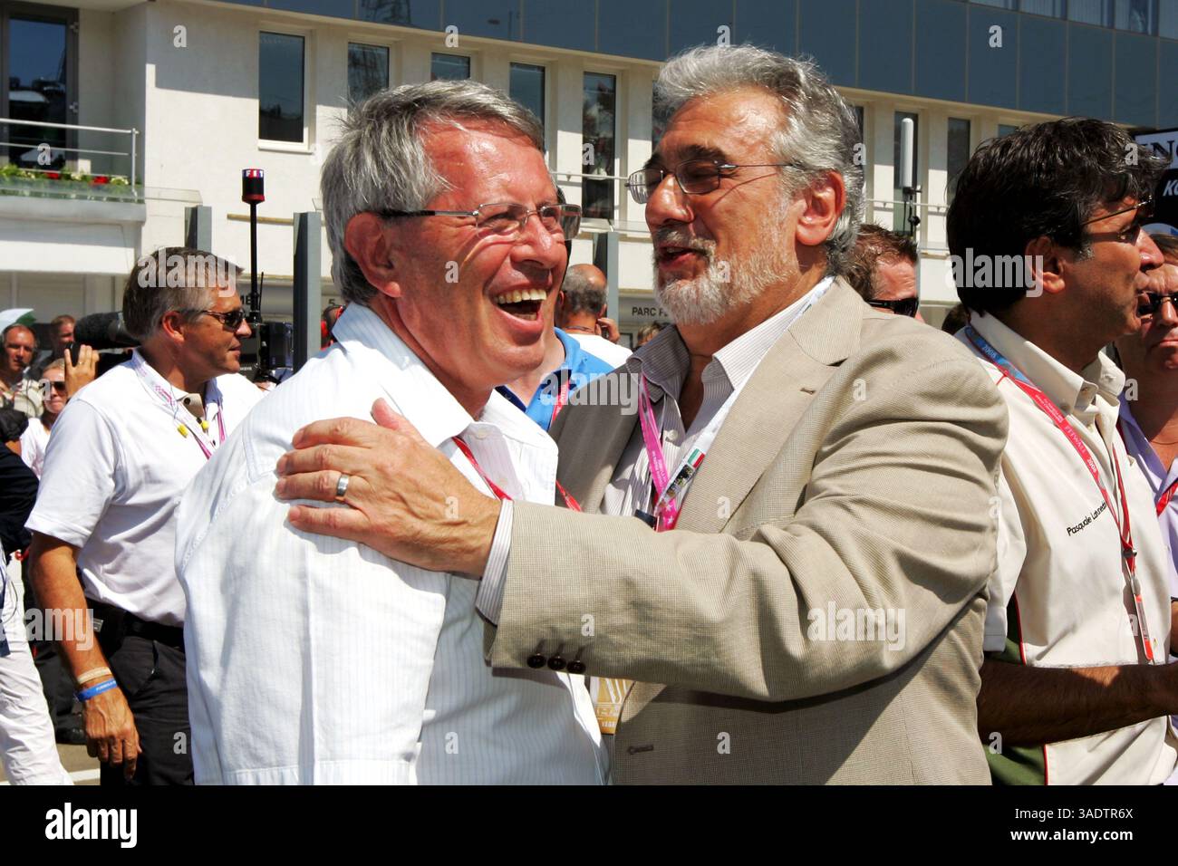 Placido domingo singer hi-res stock photography and images - Alamy