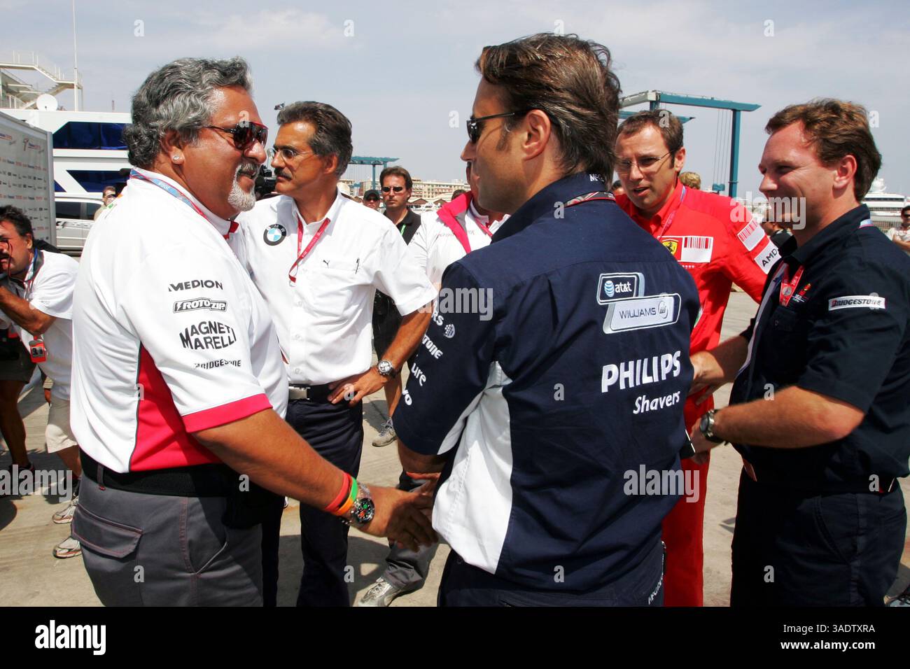 Dr. Vijay Mallya (IND) Force India F1 Team Owner with Adam Parr (GBR ...