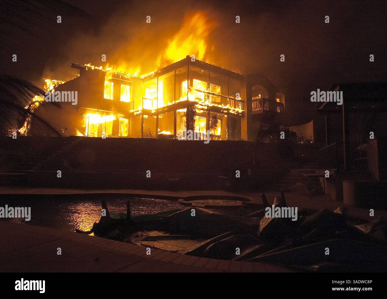 Oct 26, 2003; Ramona, CA, USA; The largest wildfire in California ...