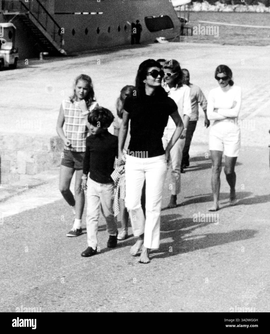 JACQUELINE KENNEDY ONASSIS WITH SON JOHN JR. AND FAMILY IN GREECE.1968 ...