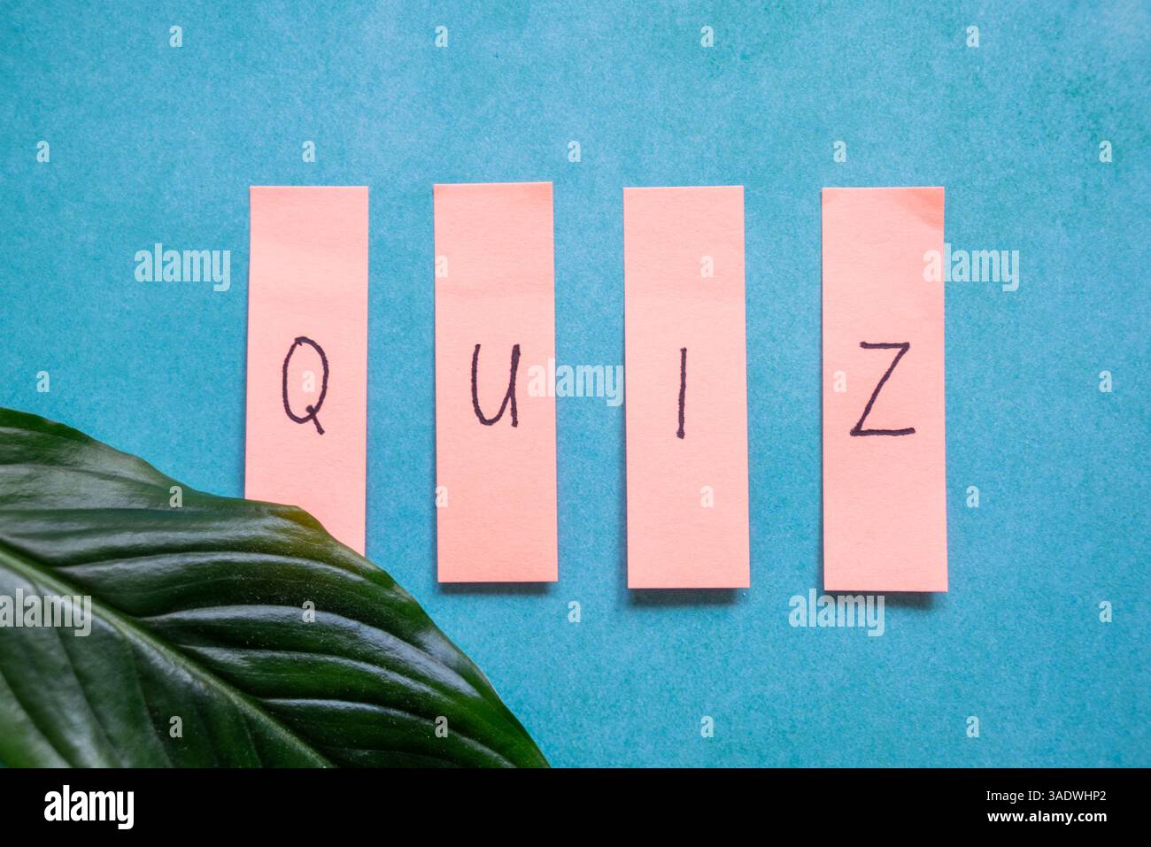Answer quiz hi-res stock photography and images - Alamy