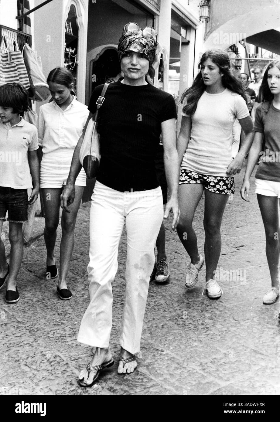 JACQUELINE KENNEDY ONASSIS WITH DAUGHTER CAROLINE AND SON JOHN ON CAPRI ...