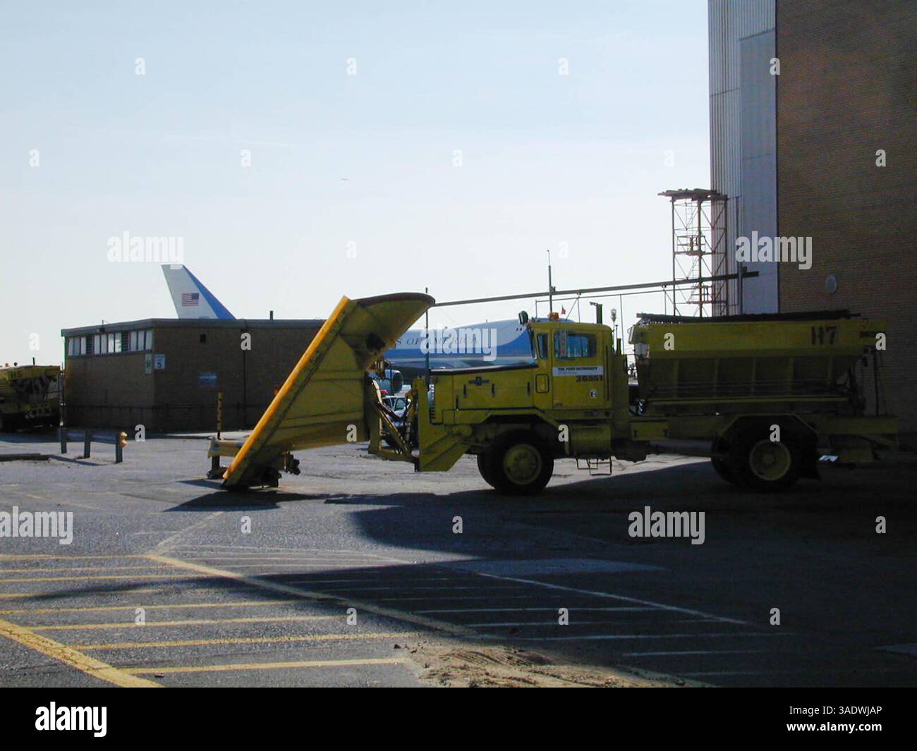Dump truck arrives on hi-res stock photography and images - Alamy