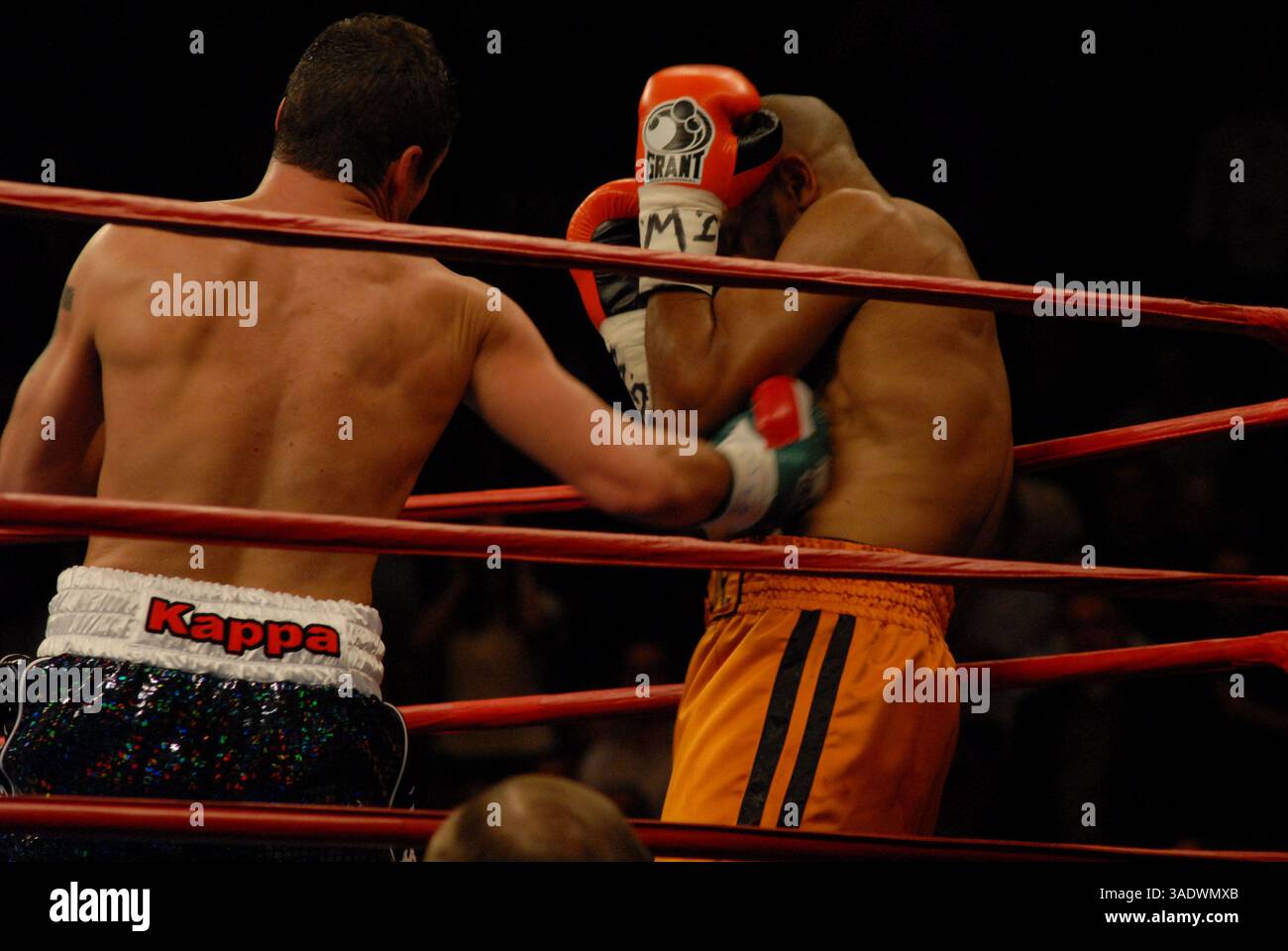 Joe calzaghe and roy jones hi-res stock photography and images - Alamy