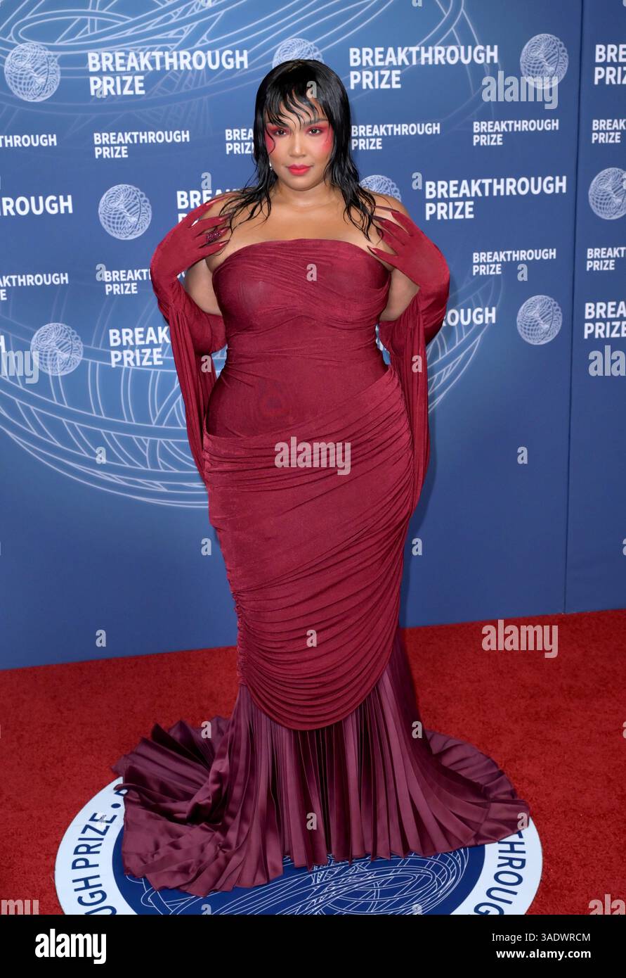 Santa Monica, CA. 02MAR2025: Lizzo at the 11th Breakthrough Prize ...