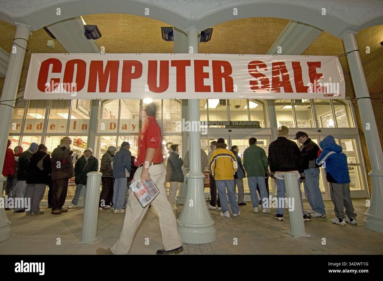 Compusa hi-res stock photography and images - Alamy