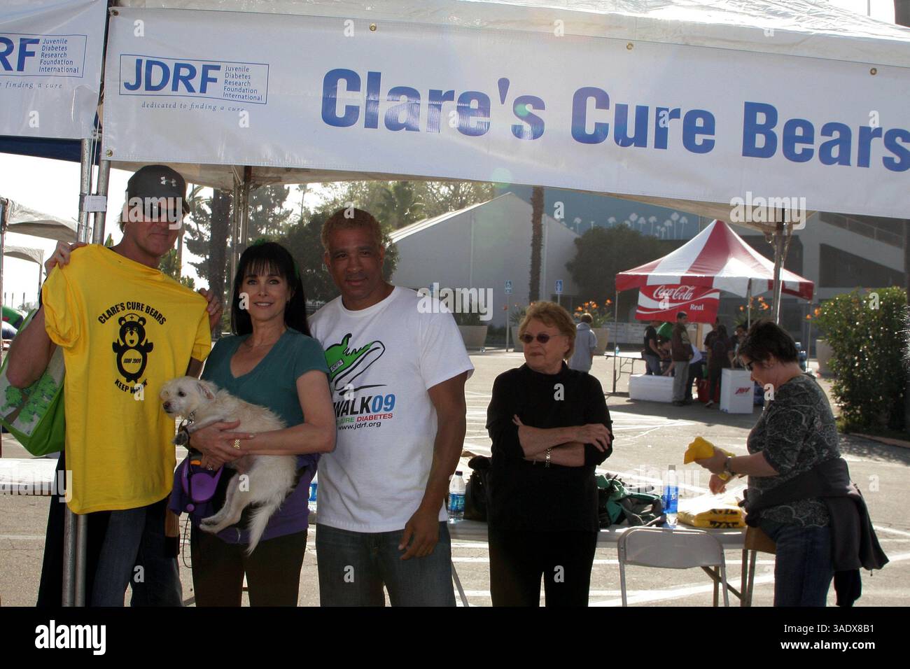 I14520CHW .Celebrities Support ''Thirst For Life'' And Join The 2009 ...