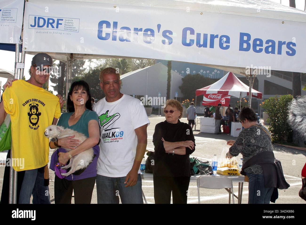 I14520CHW .Celebrities Support ''Thirst For Life'' And Join The 2009 ...