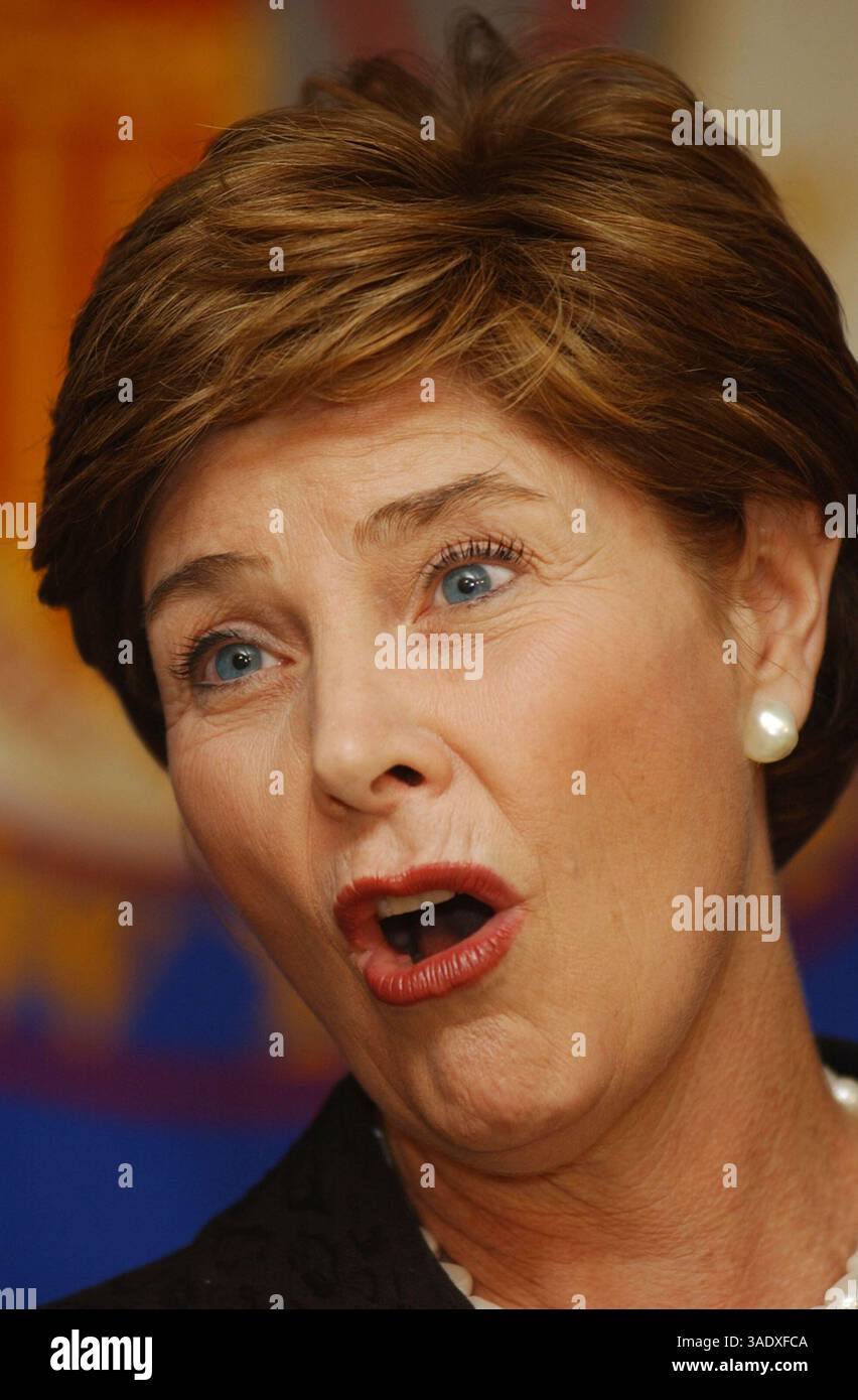 First Lady LAURA BUSH met with New York City Teaching Fellows at Mercy College at the Manhattan ...