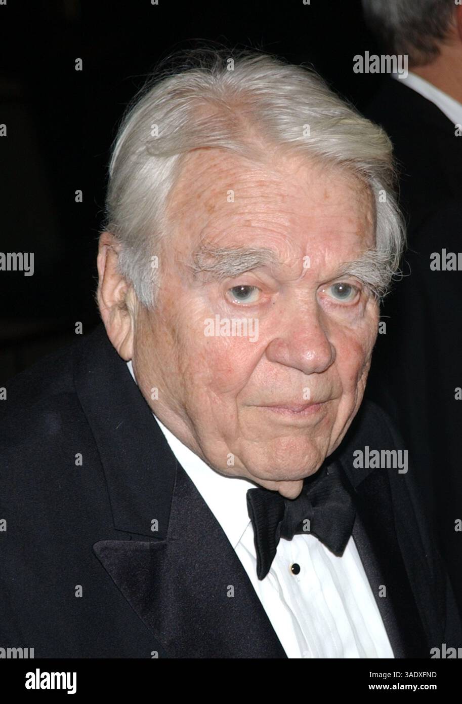 Andy rooney 60 hi-res stock photography and images - Alamy