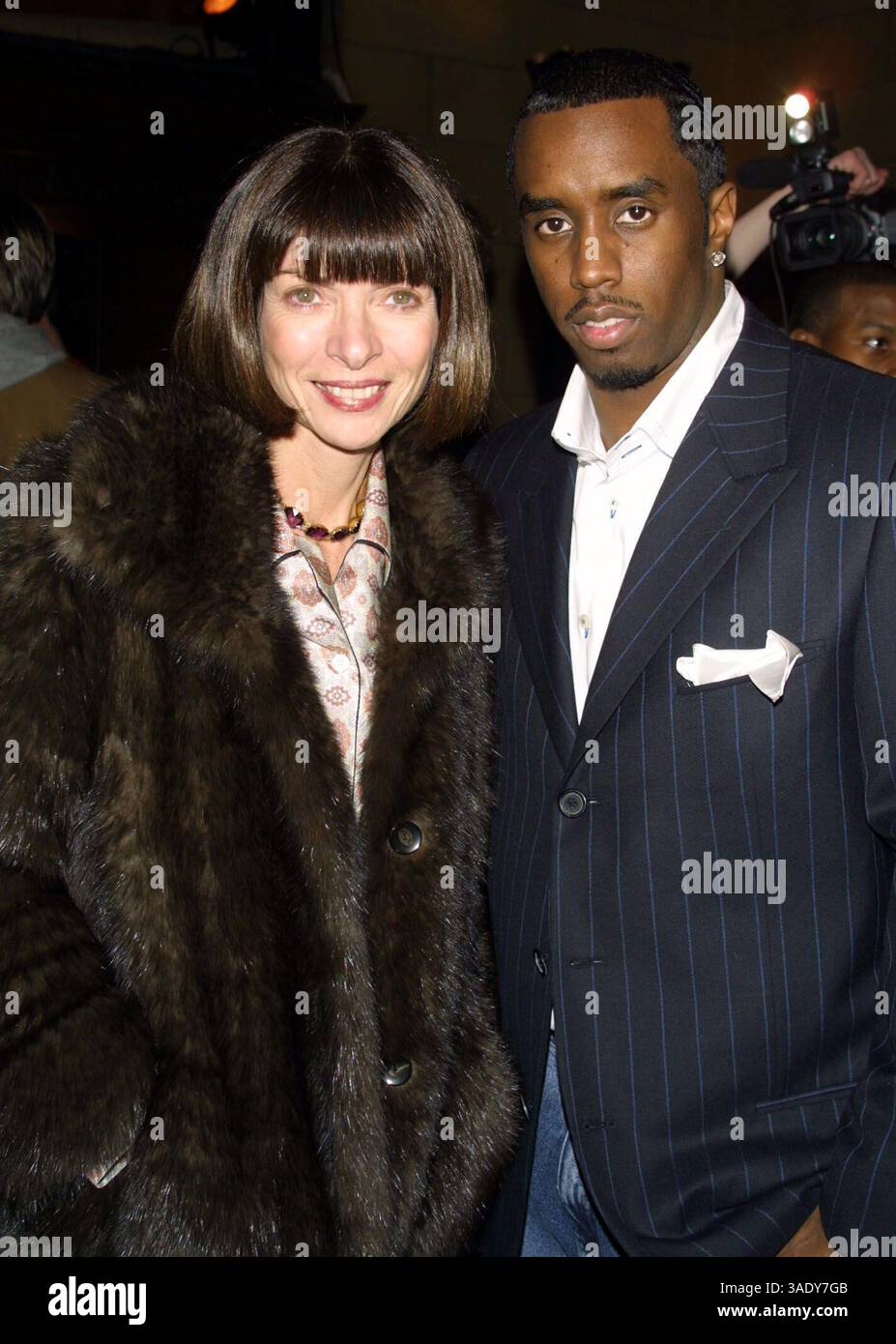 Anna wintour vogue backstage hi-res stock photography and images - Alamy