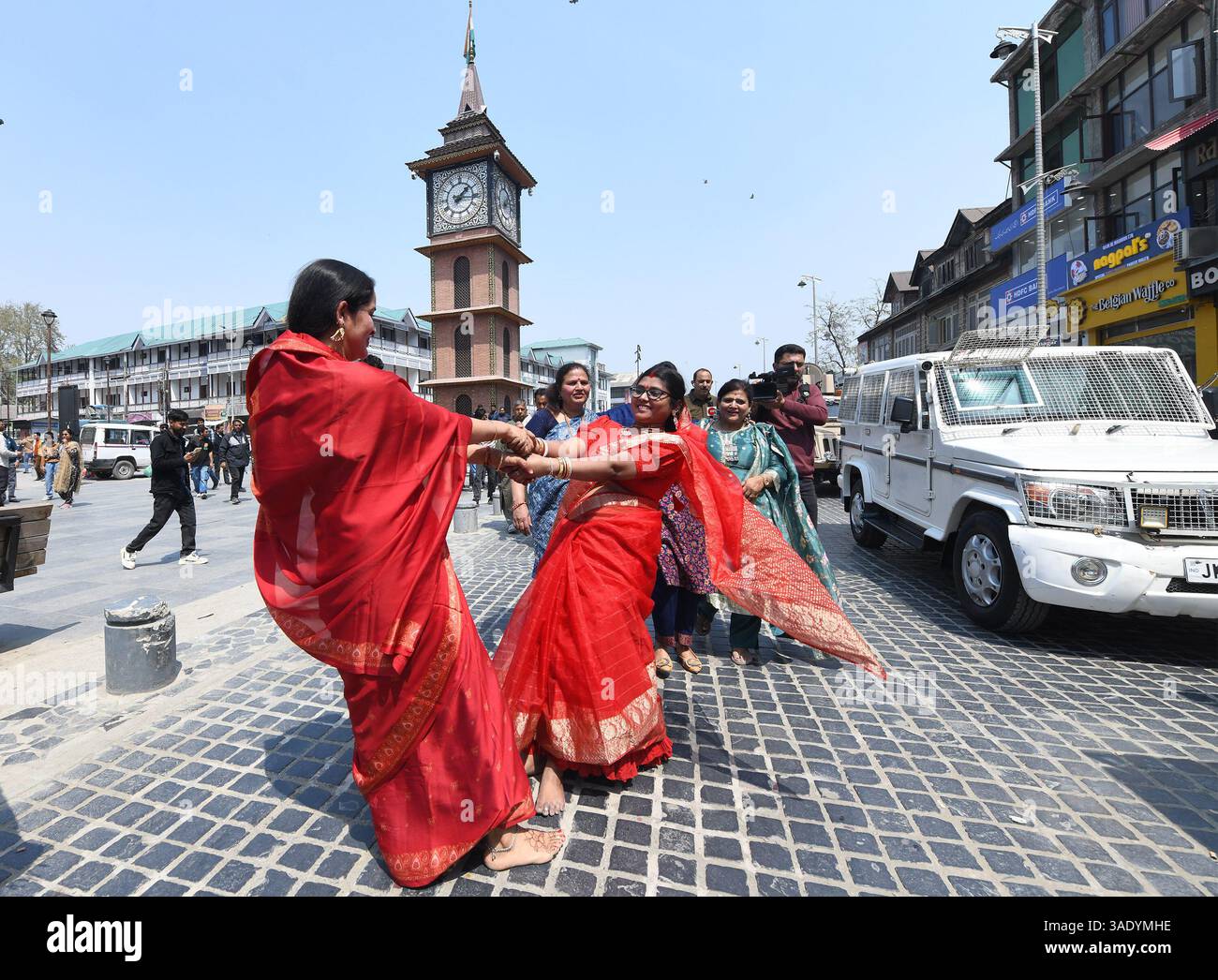 Srinagar, Jammu And Kashmir, India. 6th Apr, 2025. Hindu devotees dance ...
