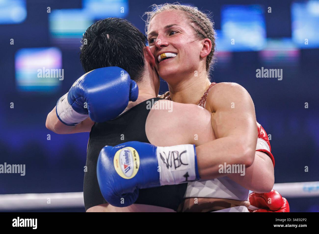 06 April 2025, Brandenburg, Potsdam: Boxing: WBC, WBA, WBO, IBF World Atomweight Championship ...
