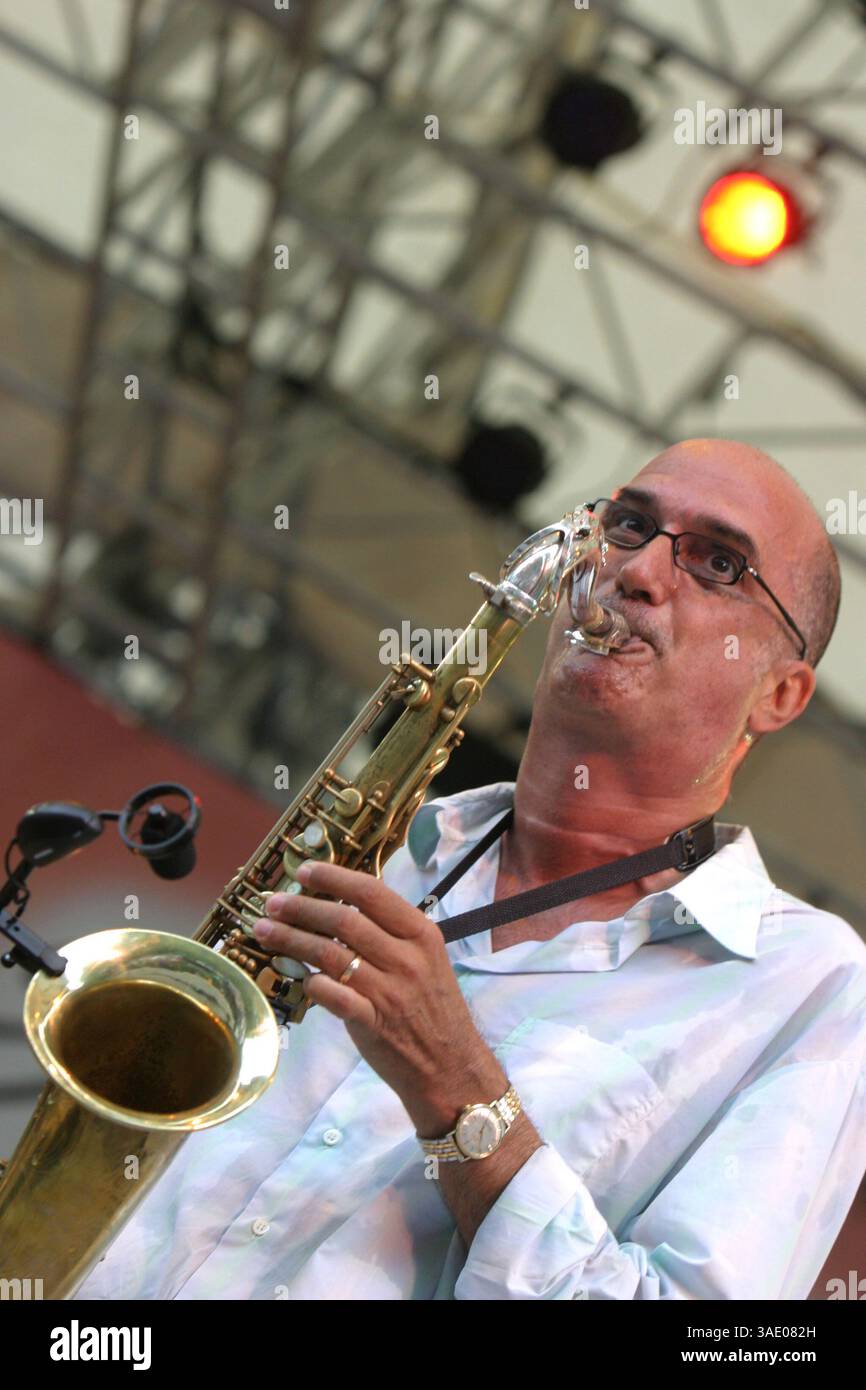 Michael brecker hi-res stock photography and images - Alamy