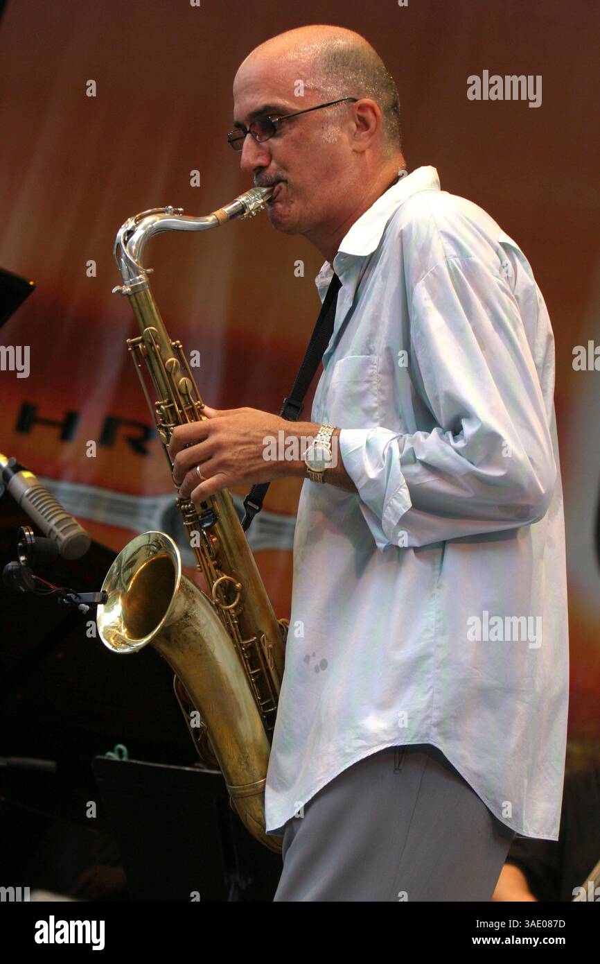 Michael brecker hi-res stock photography and images - Alamy