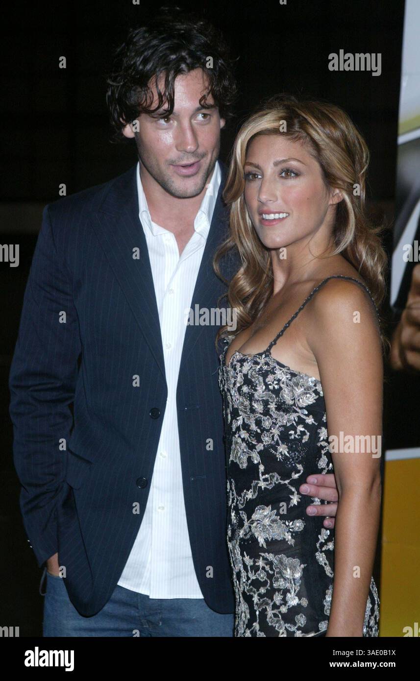 Oct 03, 2004; New York, NY, USA; Actress JENNIFER ESPOSITO & her ...