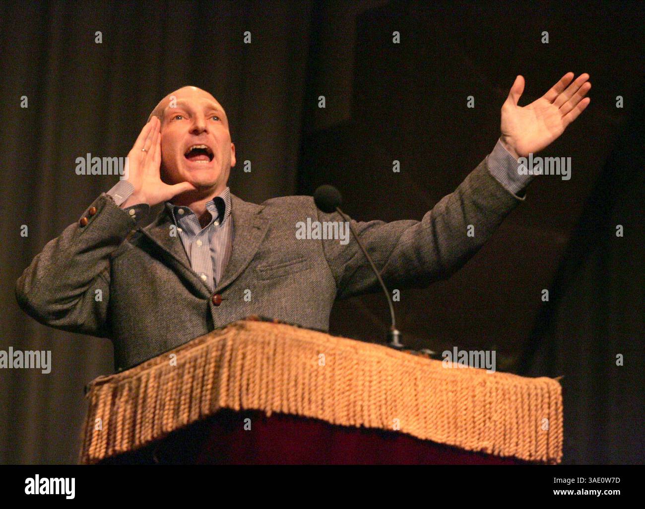 Jonathan guggenheim hi-res stock photography and images - Alamy