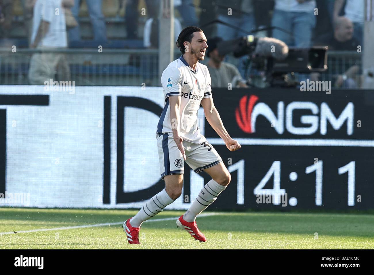 Matteo Darmian (Inter) celebrates after scoring his teamÕs first goal ...