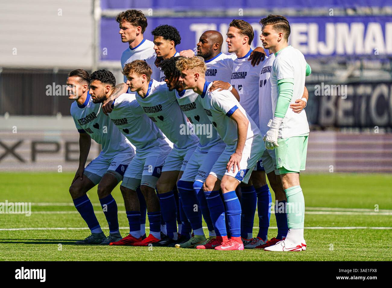 DEN BOSCH, NETHERLANDS - APRIL 6: goalkeeper Pepijn van de Merbel of FC ...