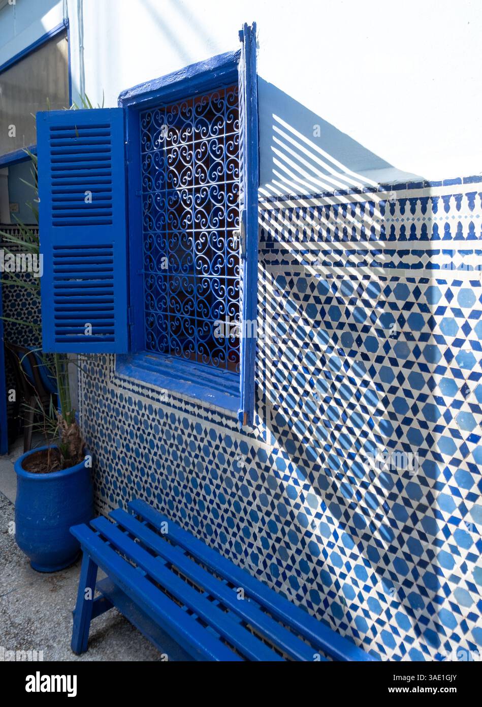 Window onto courtyard at Slat Al Azama Synagogue, also known as Lazama ...