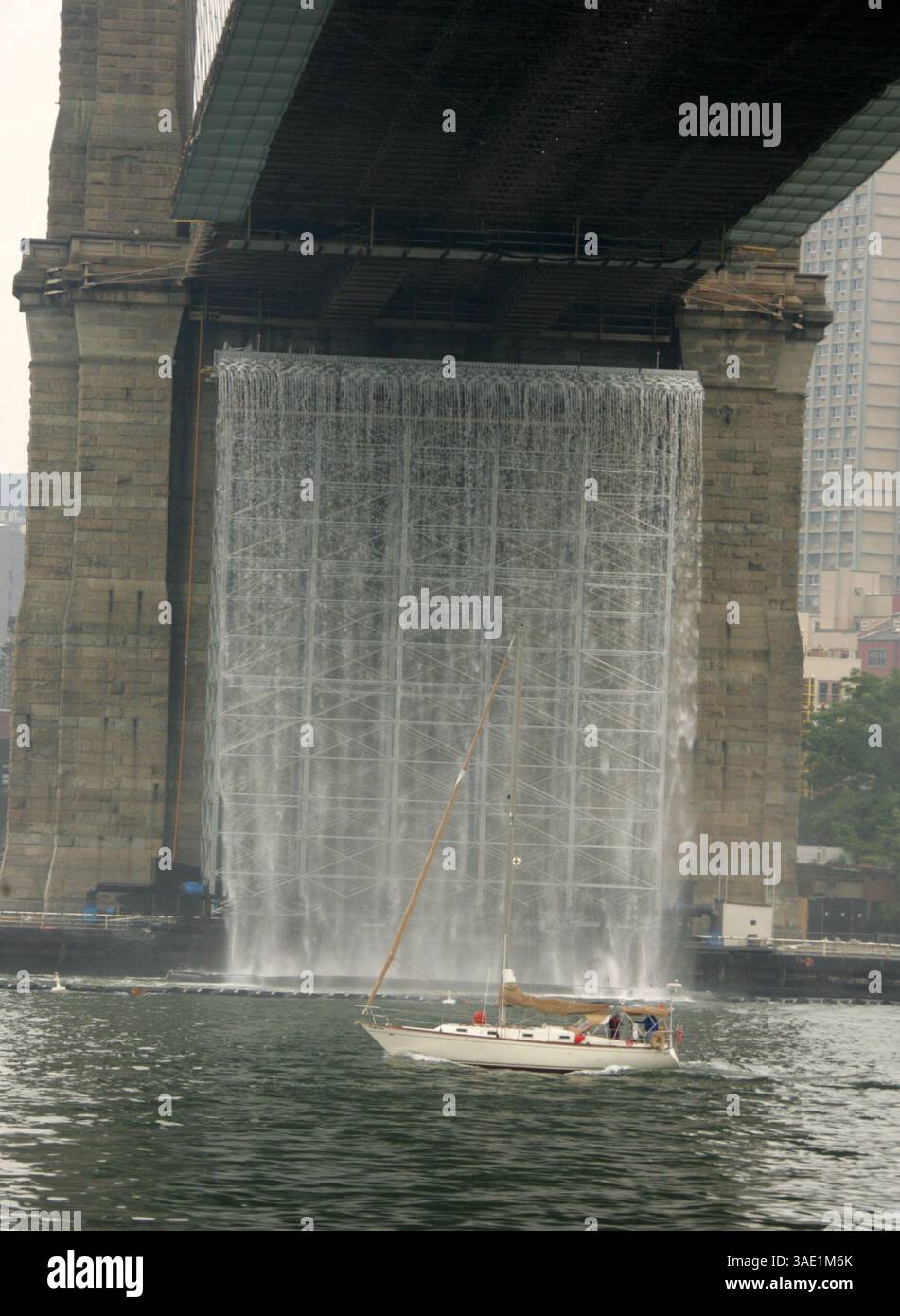 Jun 26, 2008 - New York, NY, USA - A view of a boat passing under one ...