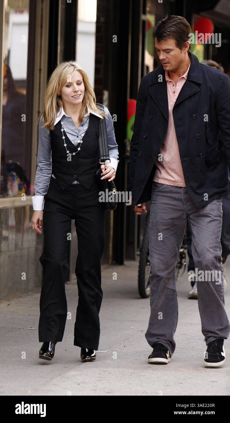 May 7 2008, New York City Actress Kristin Bell and actor Josh Duhamel ...
