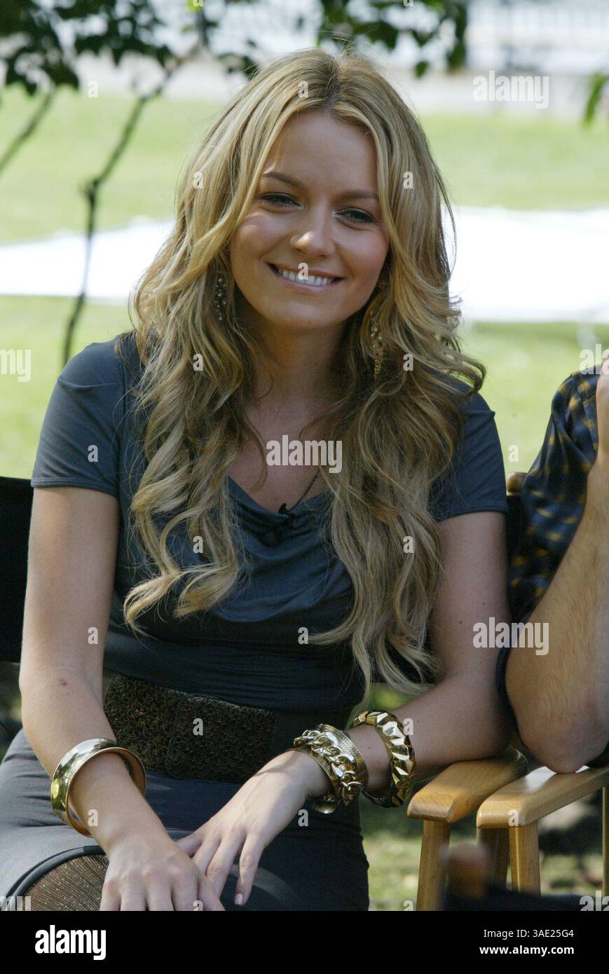 July 8 2008, New York City Actor Becki Newton on the set of season ...