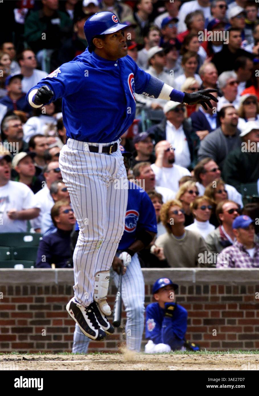 Sammy sosa 2000 hi-res stock photography and images - Alamy