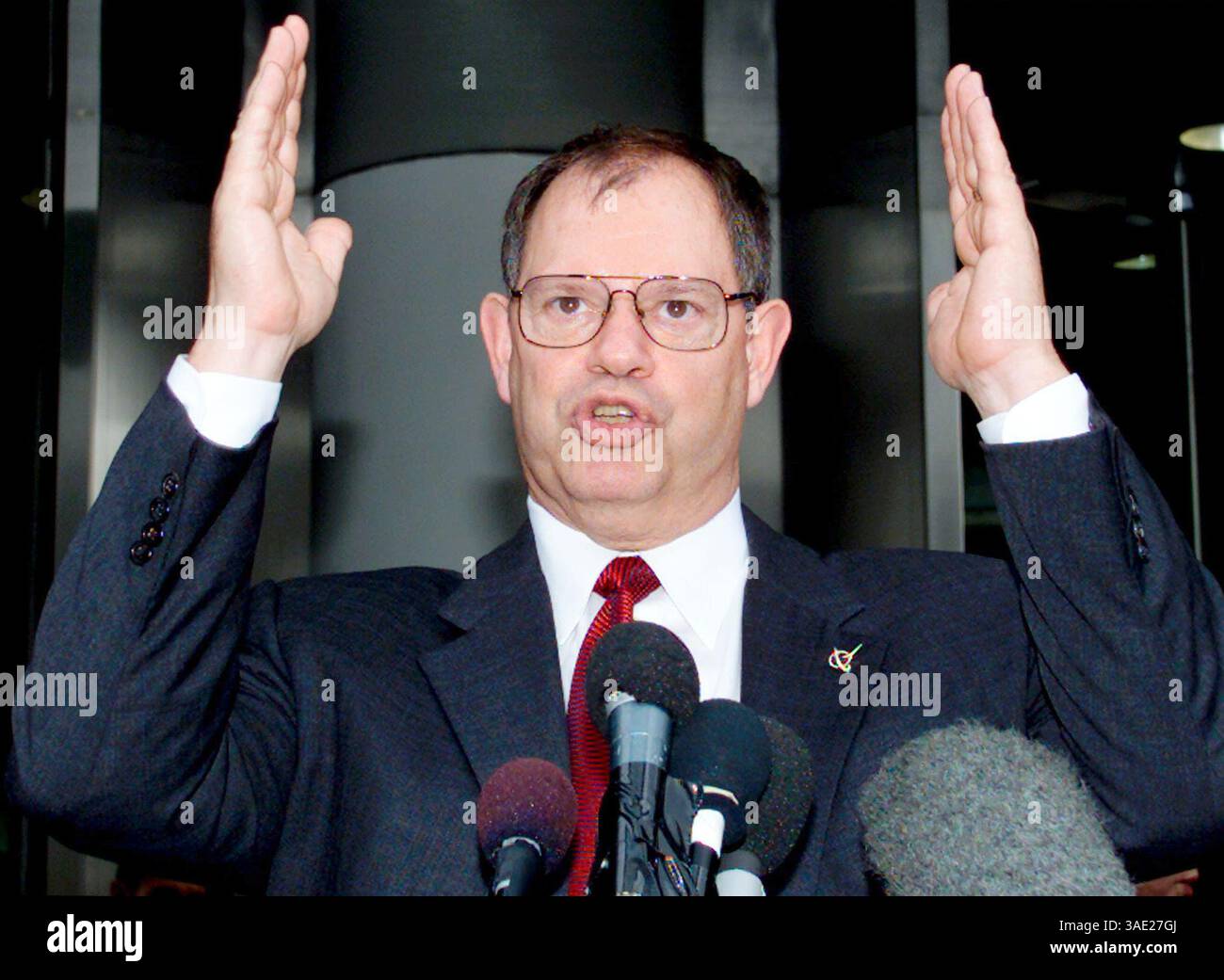 Boeing chairman ceo phil condit hi-res stock photography and images - Alamy