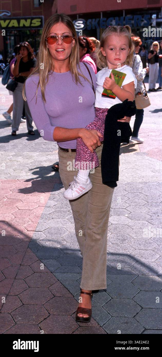 Nicole eggert hi-res stock photography and images - Alamy