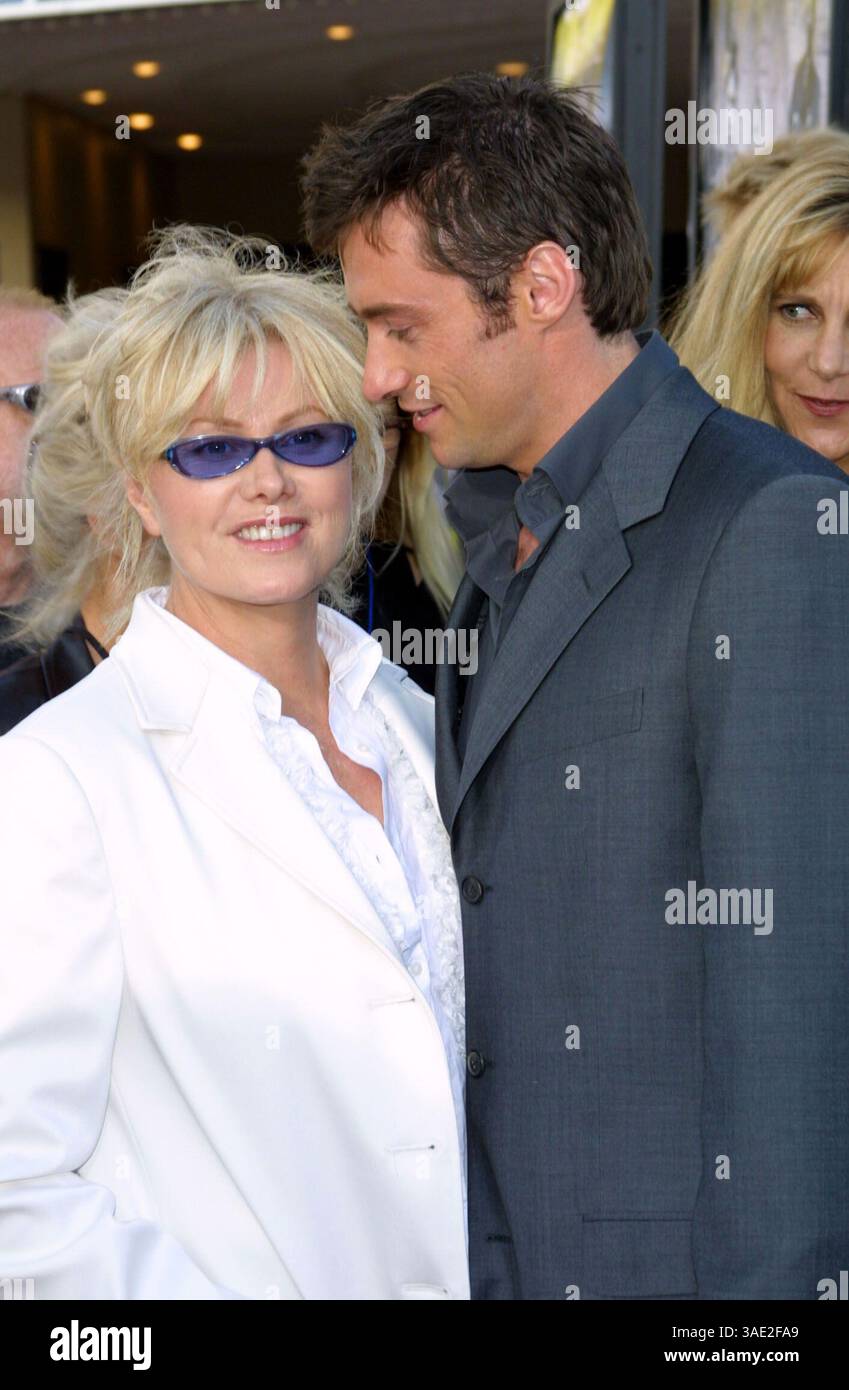 Jun 04, 2001; Los Angeles, CA, USA; Actor/couple HUGH JACKMAN & DEBORRA ...