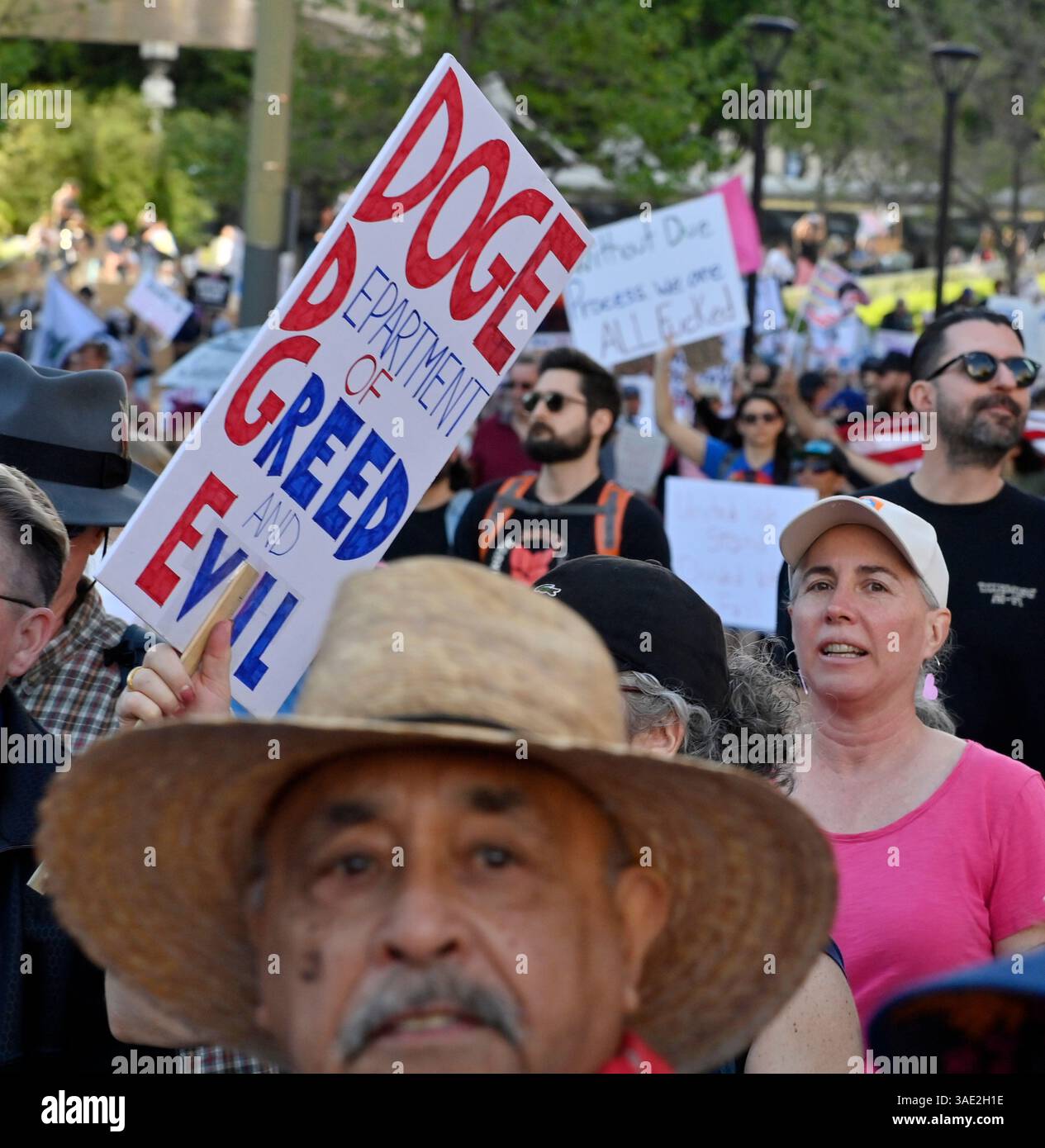 Los Angeles, United States. 05th Apr, 2025. Thousands of protesters ...