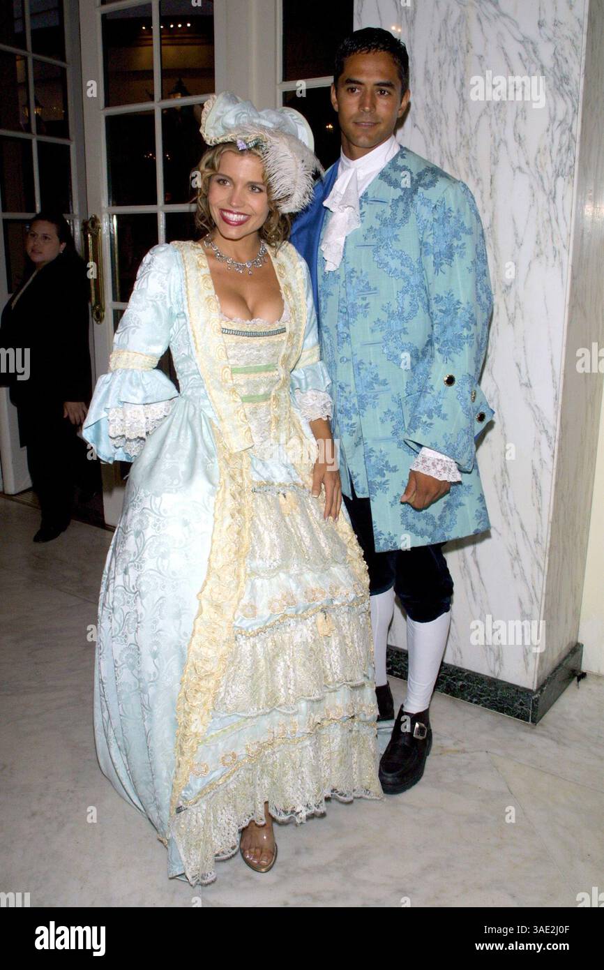 Sep 08, 2001; Beverly Hills, California, USA; Actress MINDY BURBANO & RICK QUINTERO at 'The ...