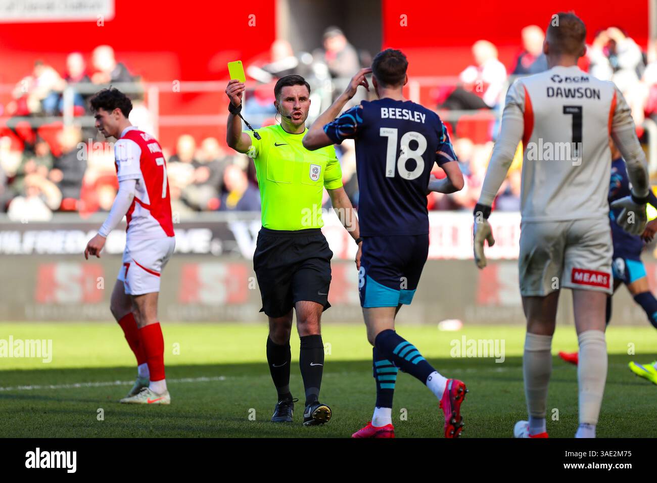AESSEAL New York Stadium, Rotherham, England - 5th April 2025 Referee ...