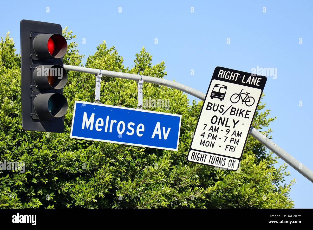 Los Angeles, California: Melrose Avenue sign Stock Photo - Alamy