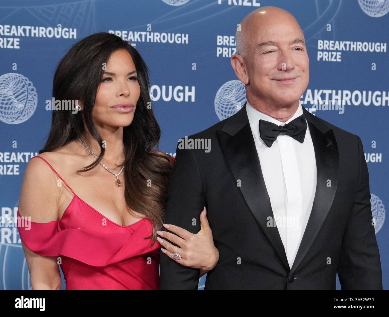 Los Angeles, USA. 05th Apr, 2025. (L-R) Lauren Sanchez and Jeff Bezos ...