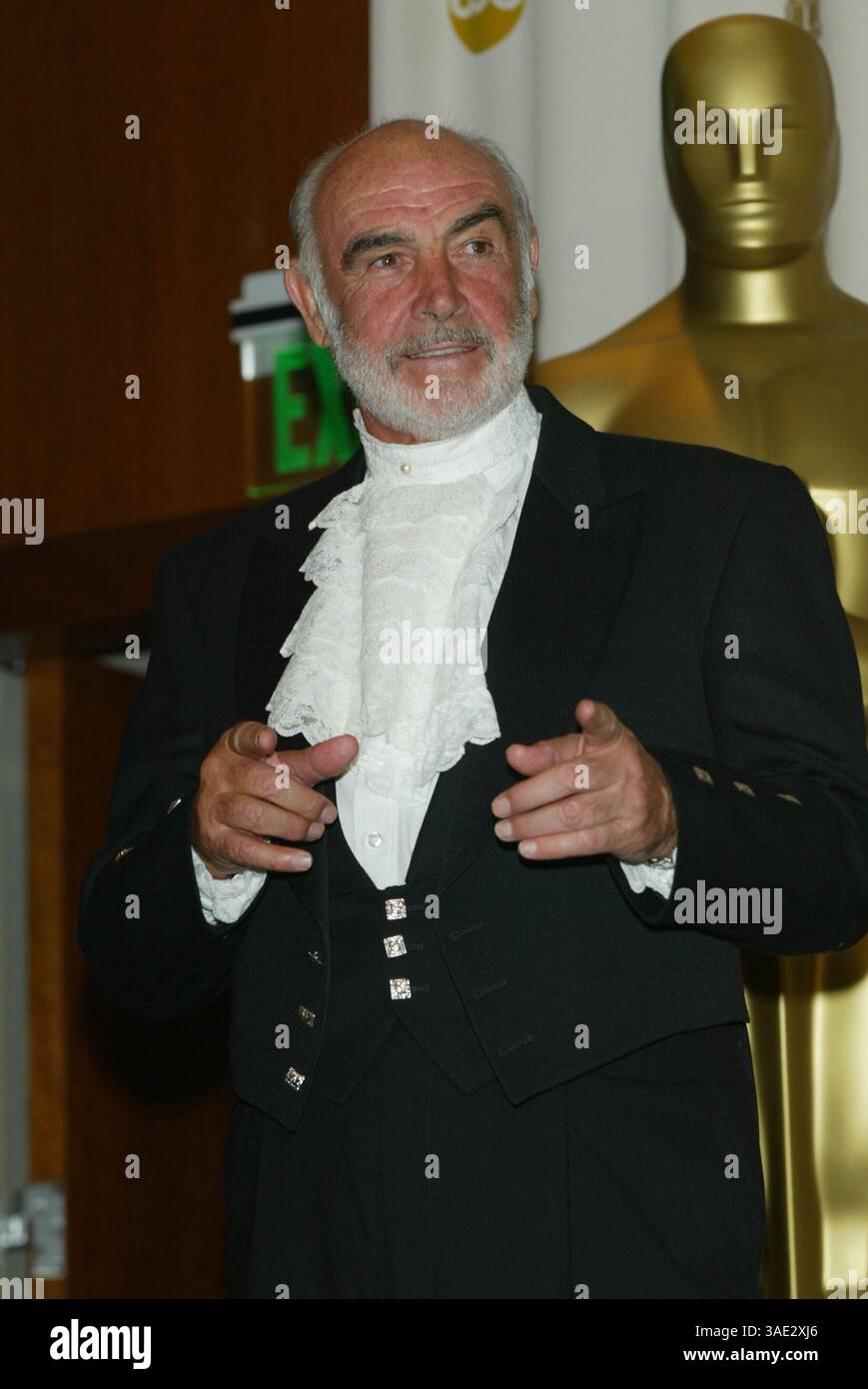 Mar 23, 2003; Hollywood, CA, USA; Oscars 2003: Actor SEAN CONNERY in ...