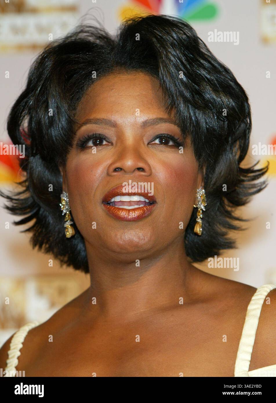 Sep 22, 2002; Los Angeles, CA, USA; Humanitarian OPRAH WINFREY at the ...