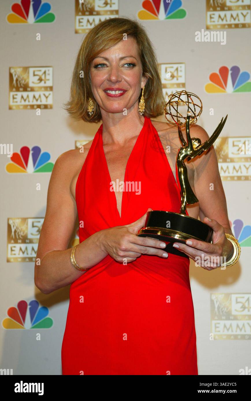 Sep 22, 2002; Los Angeles, CA, USA; Actress ALISON JANNEY at the 54th ...