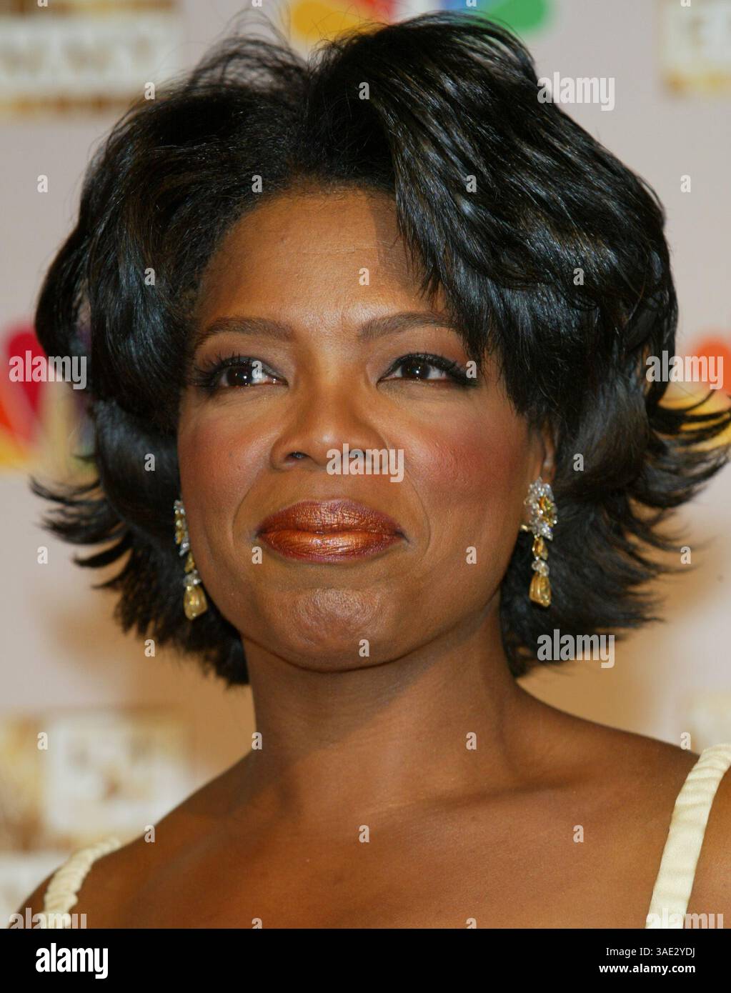 Sep 22, 2002; Los Angeles, CA, USA; Humanitarian OPRAH WINFREY at the ...