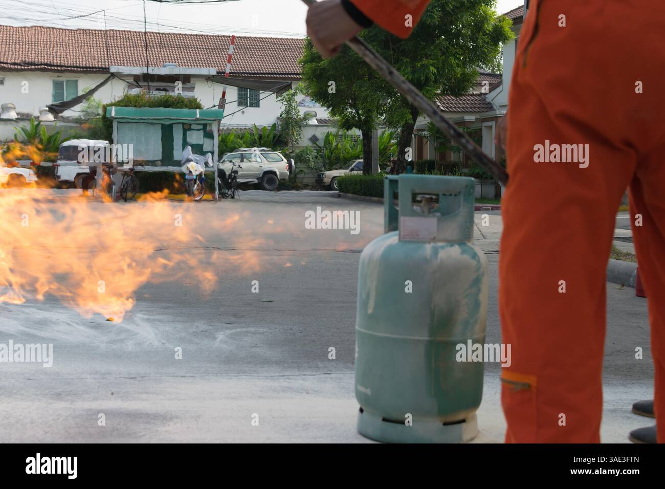 Many people preparedness for fire drill and training to use a fire ...